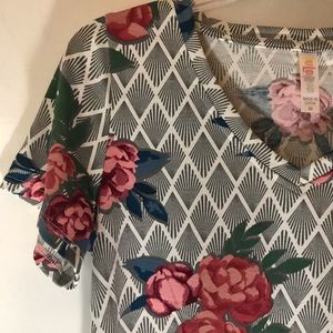 LuLaRoe | Tops | Lularoe Christy T | Poshmark